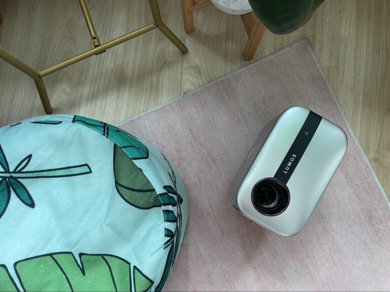 The most affordable home cinema projector for Singaporeans: LUMOS FLOAT ...